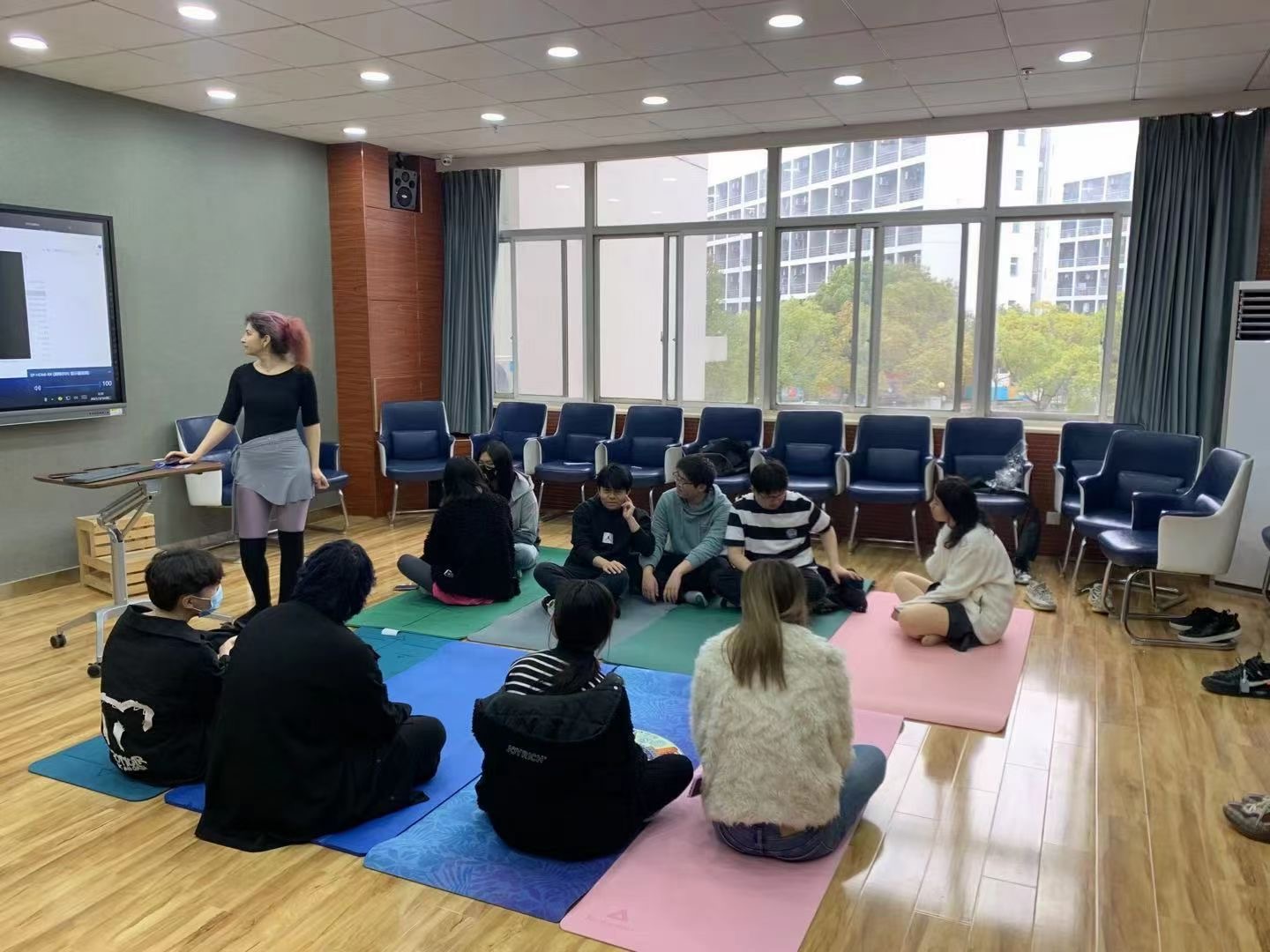 高考不理想为什么最好选择本科预科1+3？ - OSSD-Alevel国际高中学校中加班-南京理工大学国际本科预科1+3