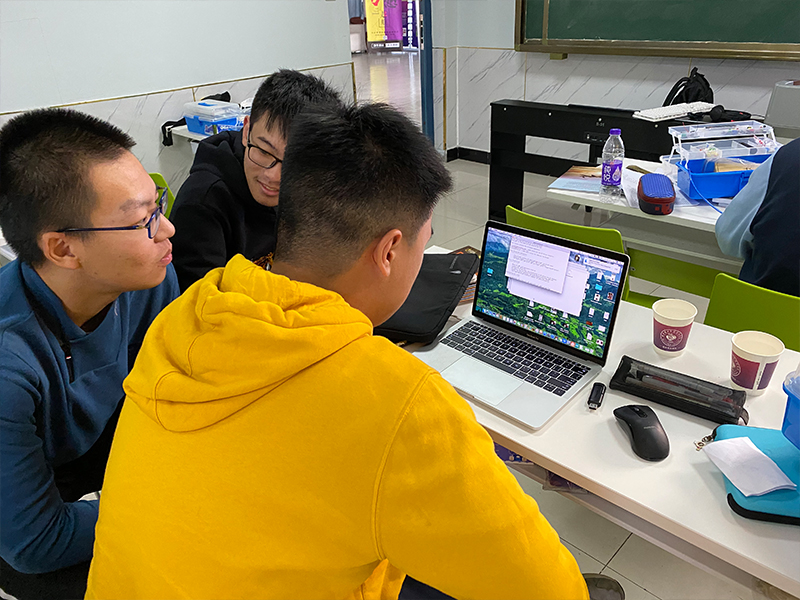 如何选择南京国际班学校？ - OSSD-Alevel国际高中学校中加班-南京理工大学国际本科预科1+3